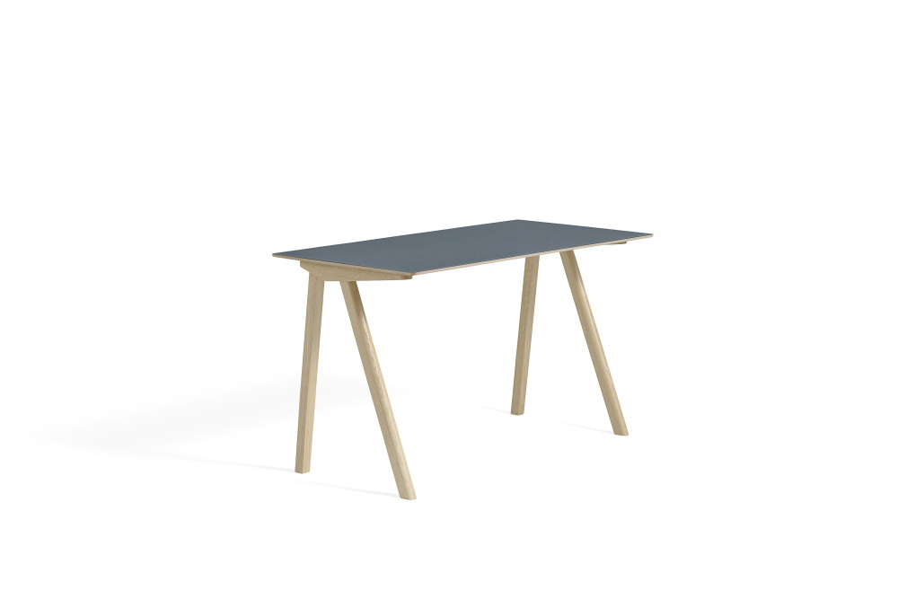 Hay Cph 90 Desk Wb Lakkert Eik Deep Blue Linoleum Blå Skrivebord Fra