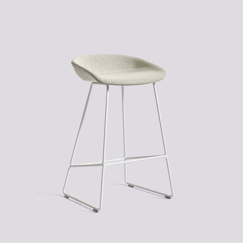 Hay 64 cm White Coda 100 AAS 39, About a Stool Barstol fra Hay - Rask ...